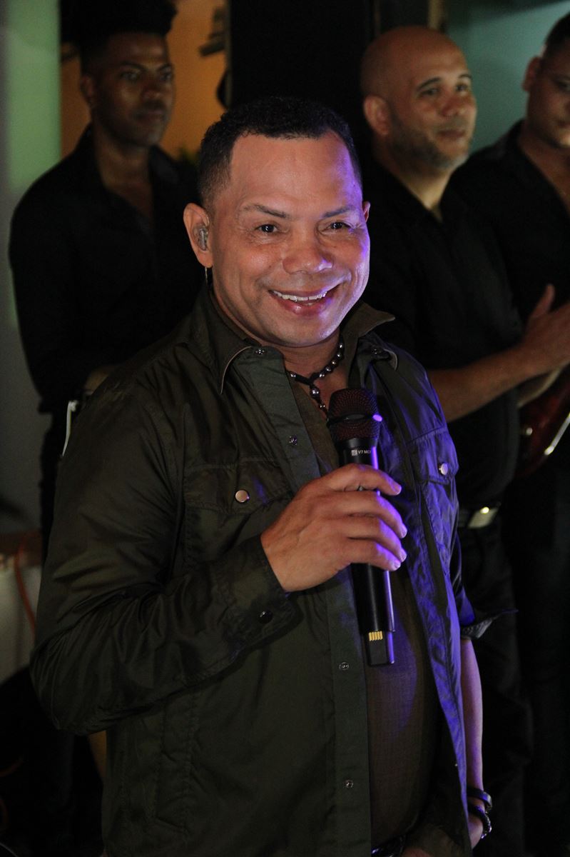 Joe Veras presents “Provócame” with friends - Kariculture