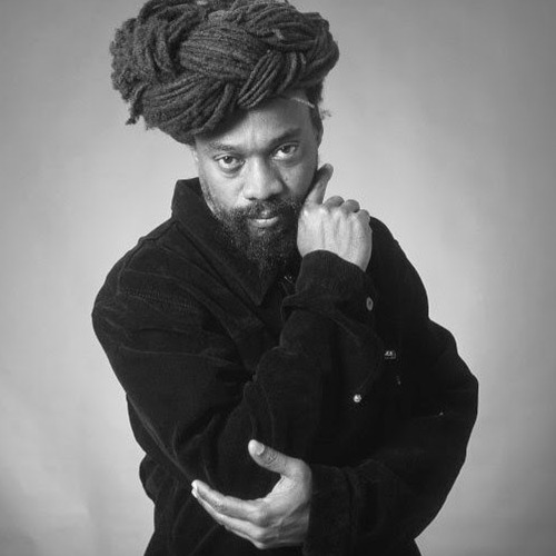 Mykal Rose canta "Jah loves me more everyday" - Kariculture