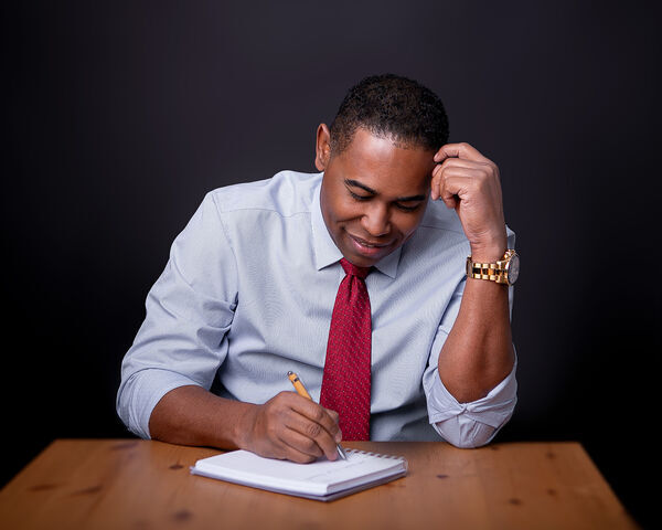 Compositor Cesar David Castro, creador de los éxitos inéditos de Yiyo ...