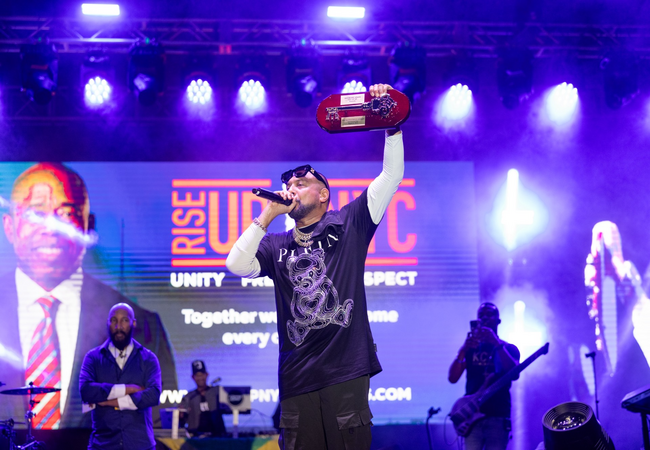 Sean Paul, Romain Virgo, and Machel Montano Lead Rise Up NYC Shows in ...